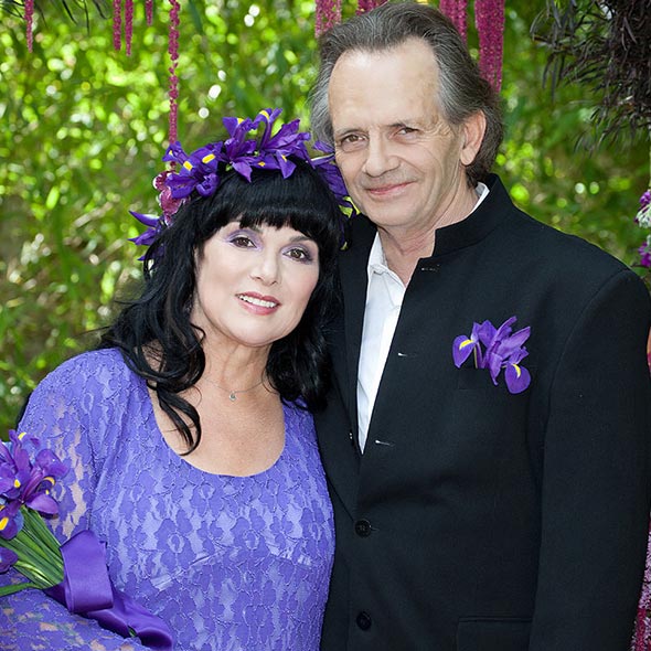 Nancy Wilson "gets loud" with Roadcase Royale - Where Music Meets The ...